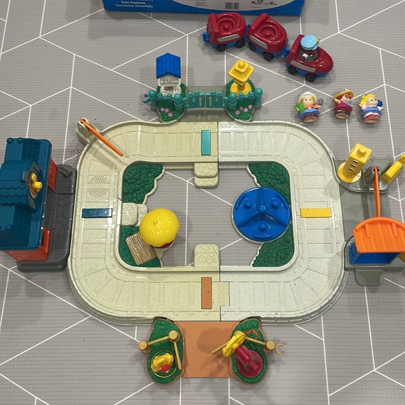 Fisher-Price | Toys | Vintage 202 Little People Fun Sounds Train ...